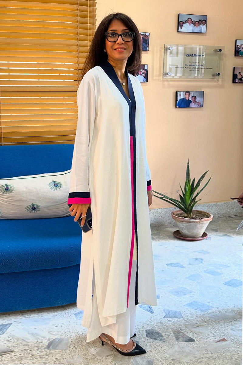 White Candyland – Insia Sohail